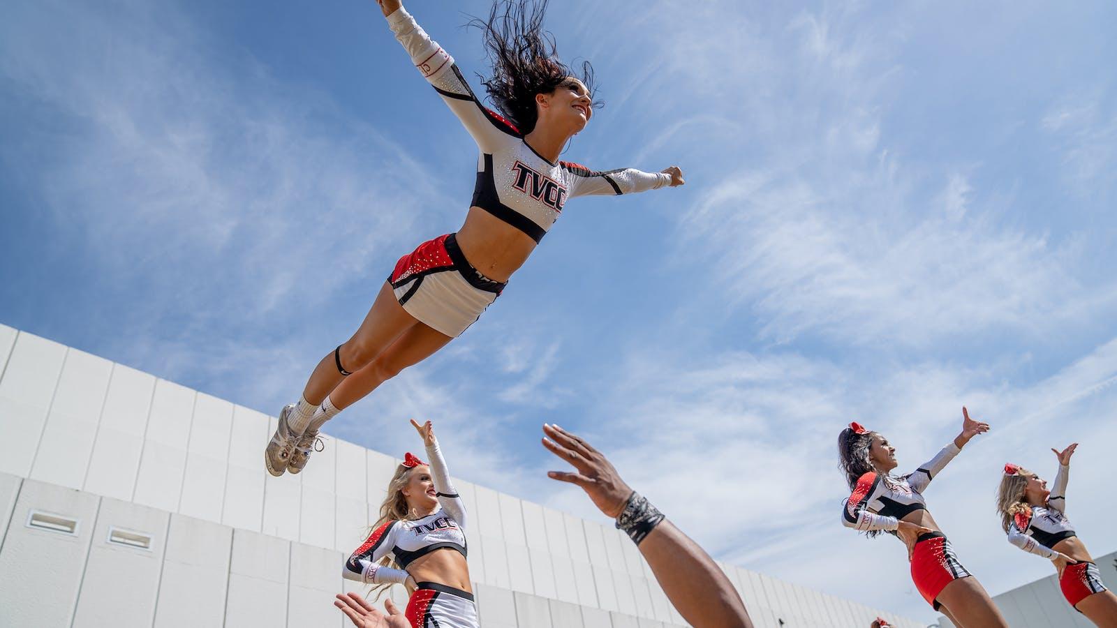 Cheer Wallpapers - Top Free Cheer Backgrounds - WallpaperAccess