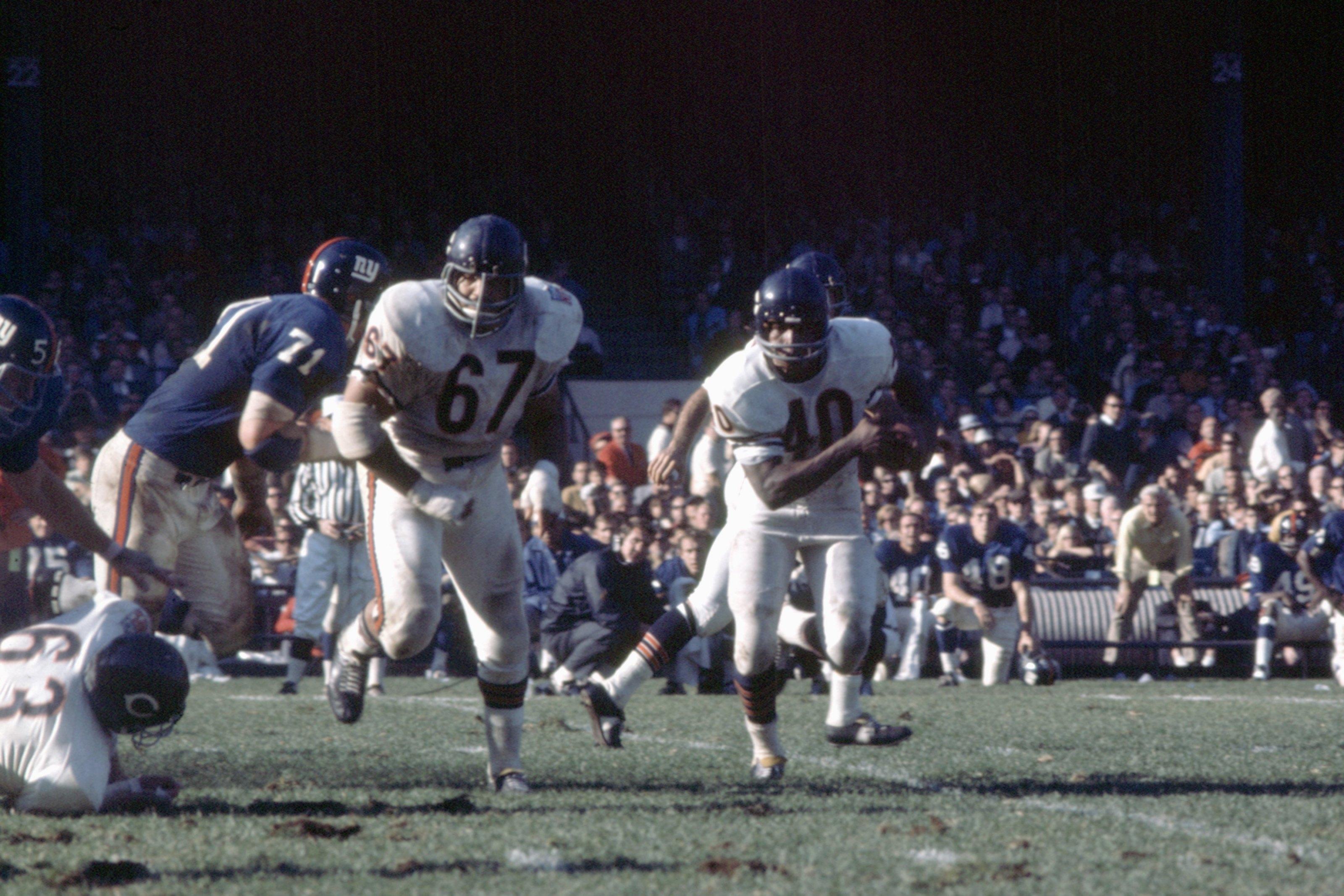 Gale Sayers Wallpapers - Top Free Gale Sayers Backgrounds - WallpaperAccess