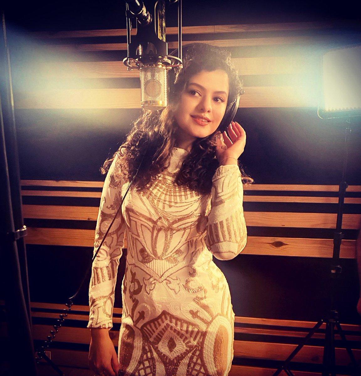 Palak Muchhal Wallpapers - Top Free Palak Muchhal Backgrounds ...