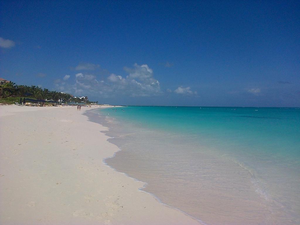 Grace Bay Wallpapers - Top Free Grace Bay Backgrounds - WallpaperAccess