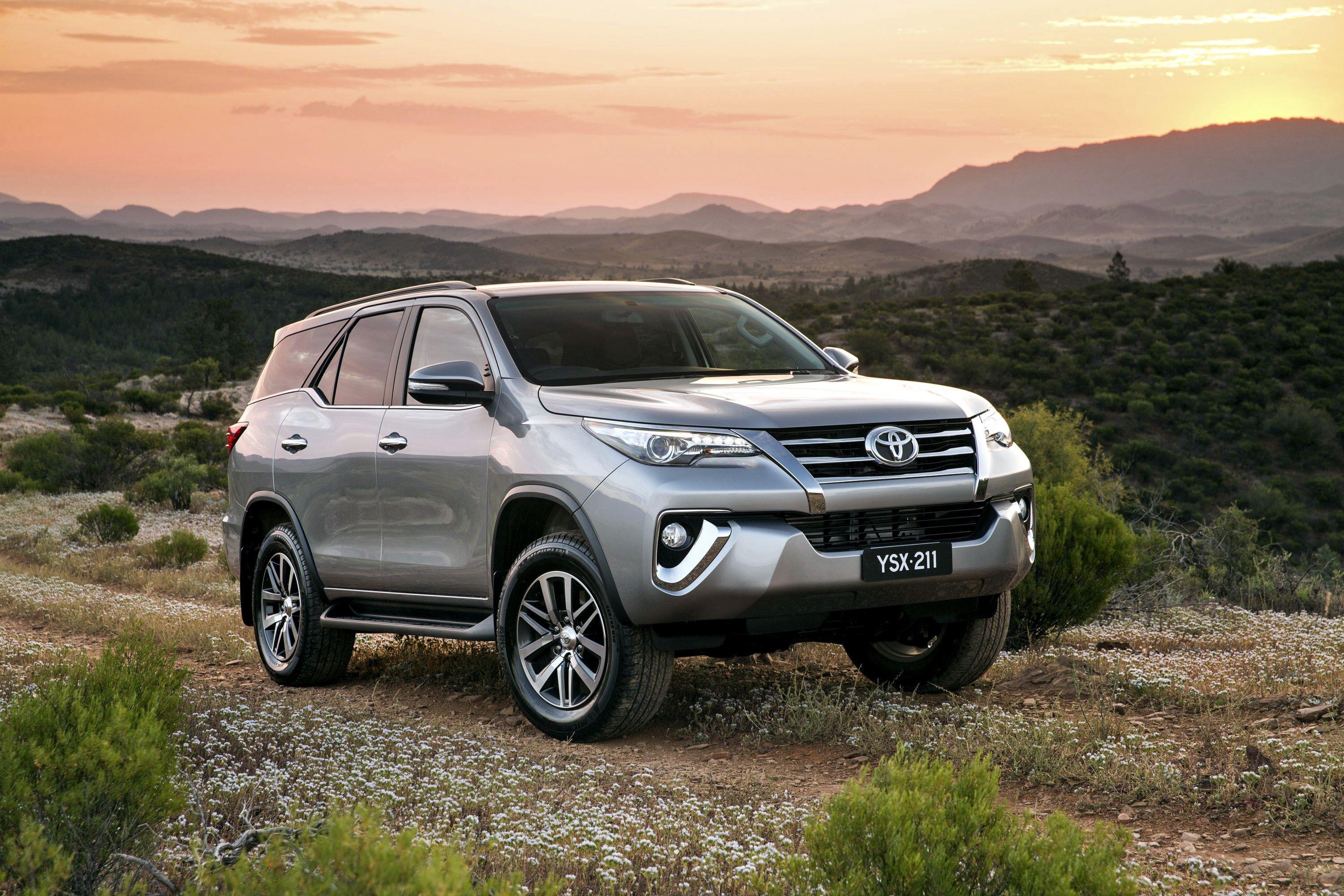 Toyota SUV Wallpapers - Top Free Toyota SUV Backgrounds - WallpaperAccess