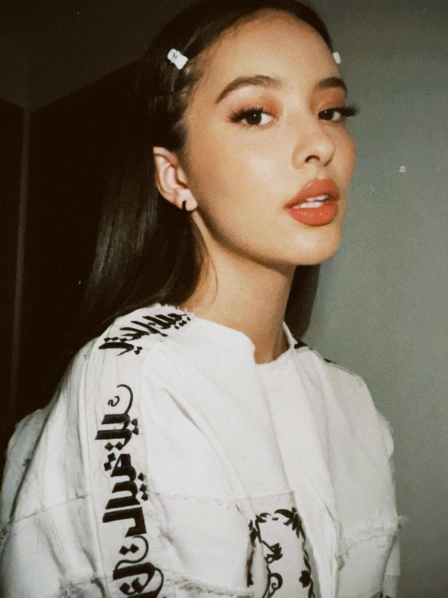 Faouzia Wallpapers - Top Free Faouzia Backgrounds - WallpaperAccess