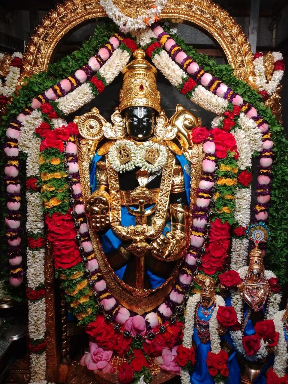 Govinda God Wallpapers - Top Free Govinda God Backgrounds - WallpaperAccess