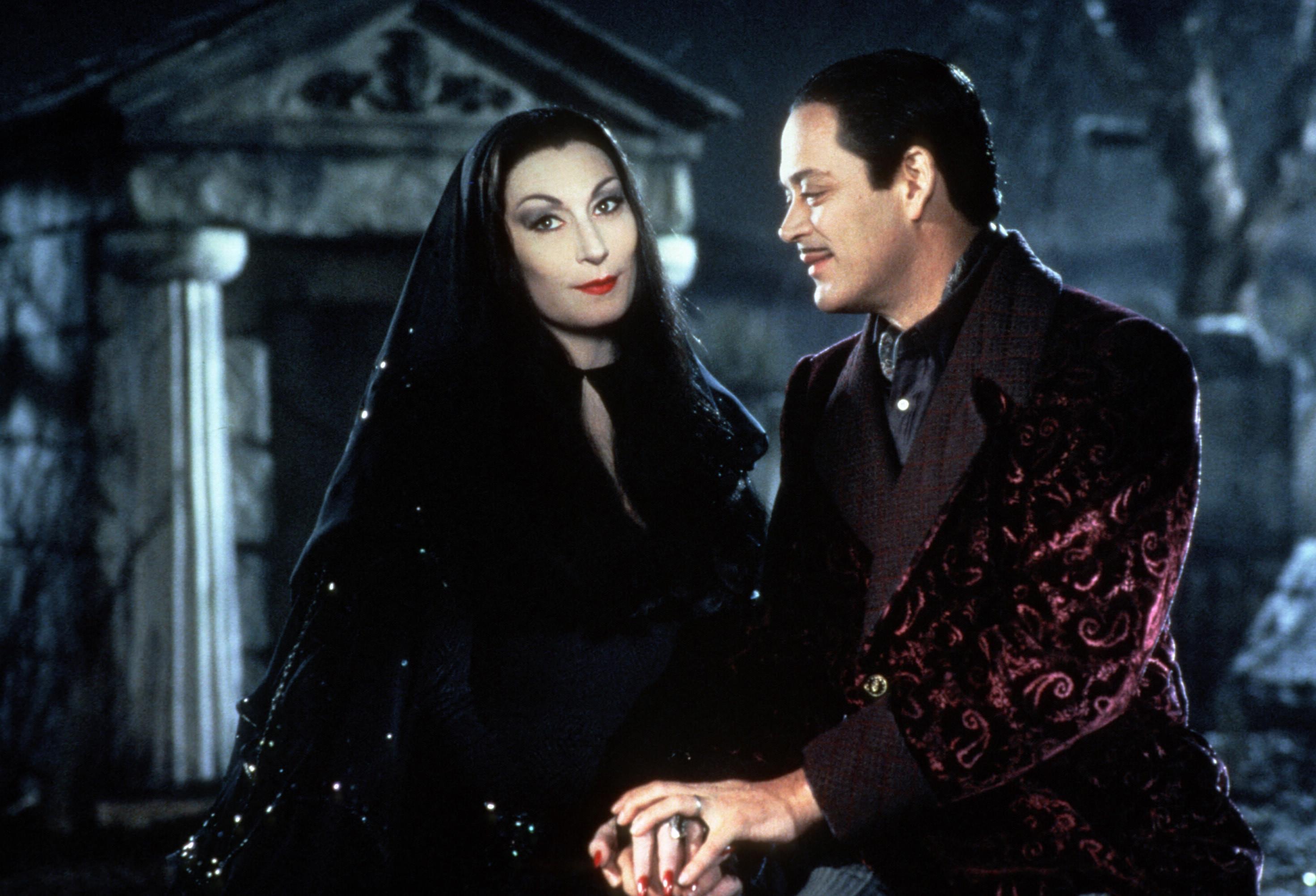 Morticia Addams Wallpapers - Top Free Morticia Addams Backgrounds ...