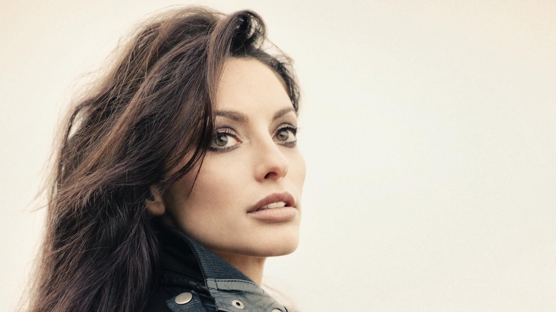 Erica Cerra Wallpapers - Top Free Erica Cerra Backgrounds - WallpaperAccess