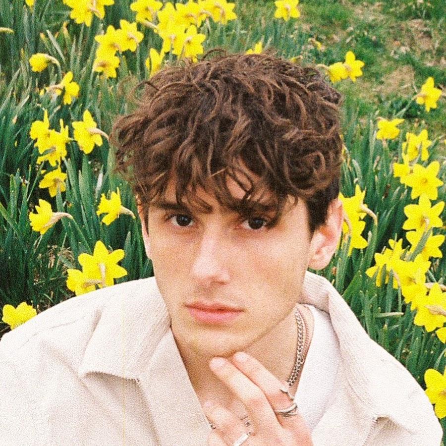 JVKE Wallpapers - Top Free JVKE Backgrounds - WallpaperAccess