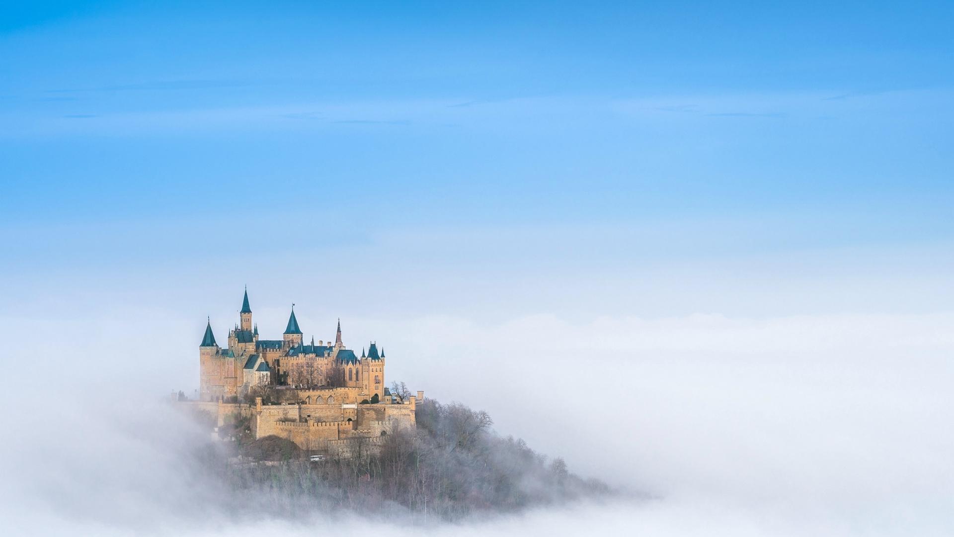 Foggy Castle Wallpapers - Top Free Foggy Castle Backgrounds ...