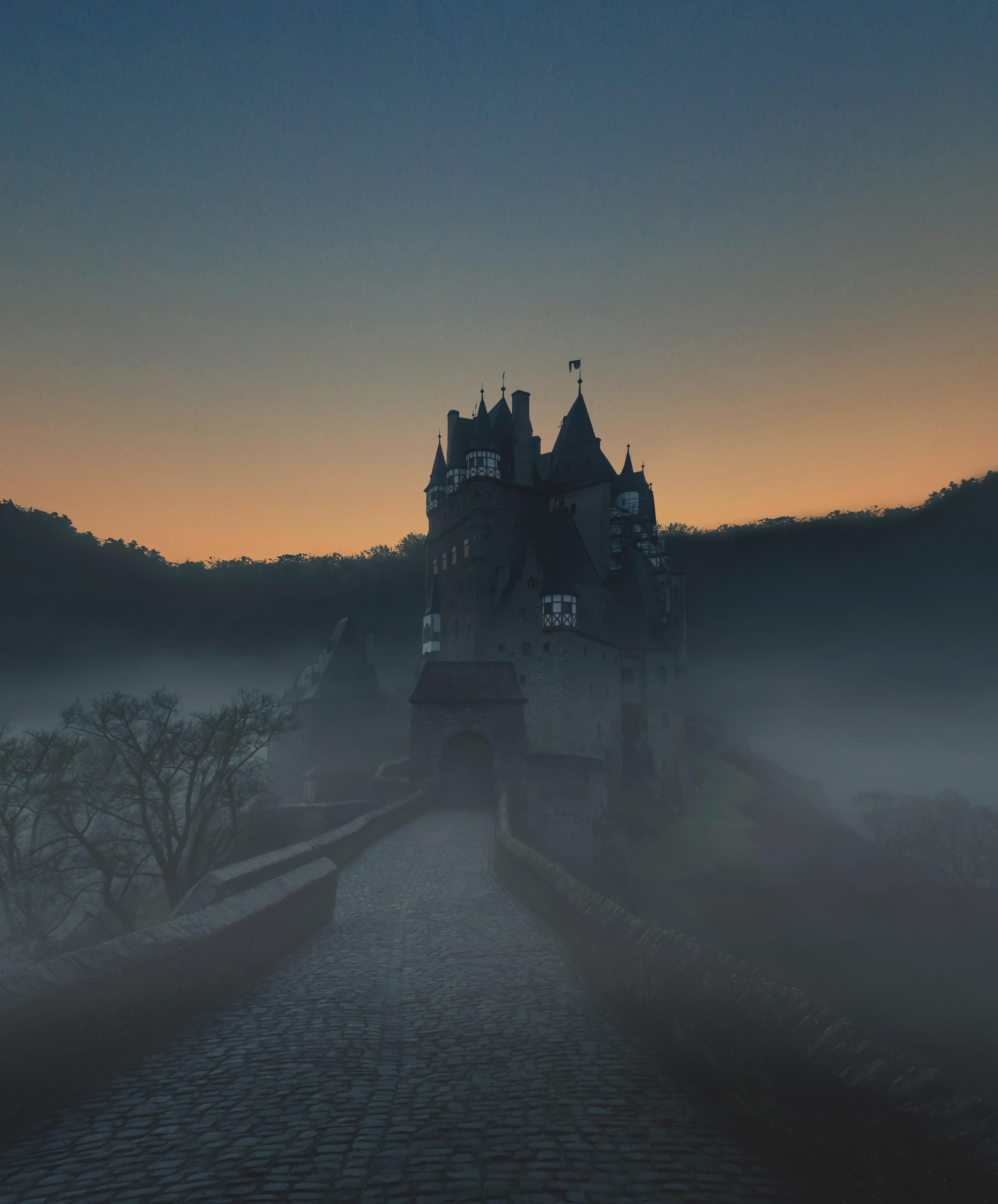 Foggy Castle Wallpapers - Top Free Foggy Castle Backgrounds ...
