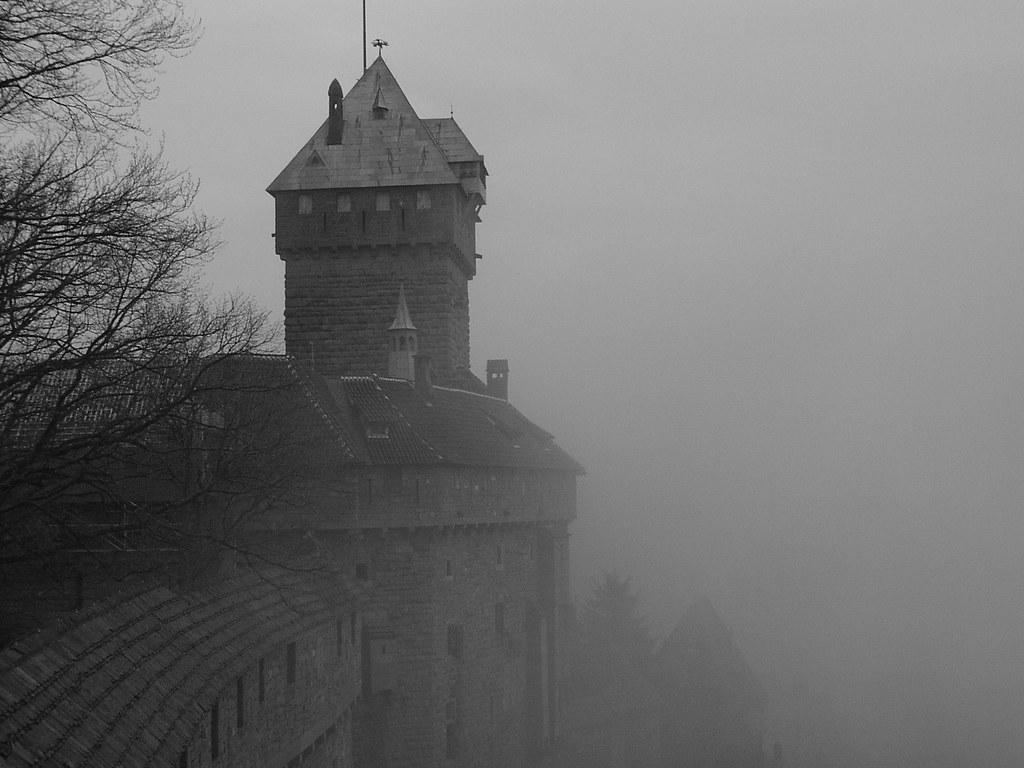 Foggy Castle Wallpapers - Top Free Foggy Castle Backgrounds ...