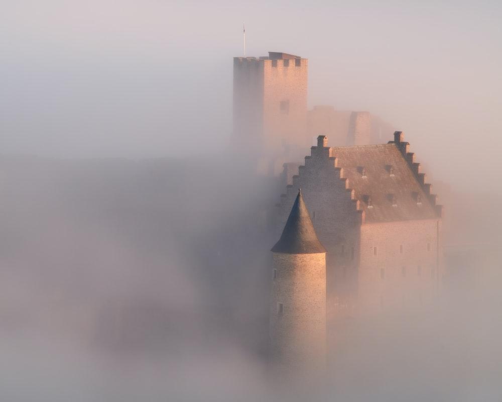 Foggy Castle Wallpapers - Top Free Foggy Castle Backgrounds ...