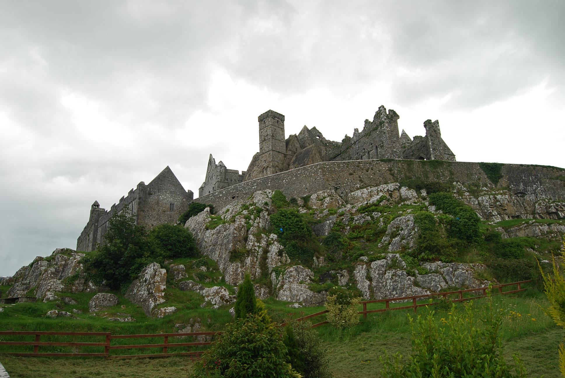 Rock of Cashel Wallpapers - Top Free Rock of Cashel Backgrounds ...