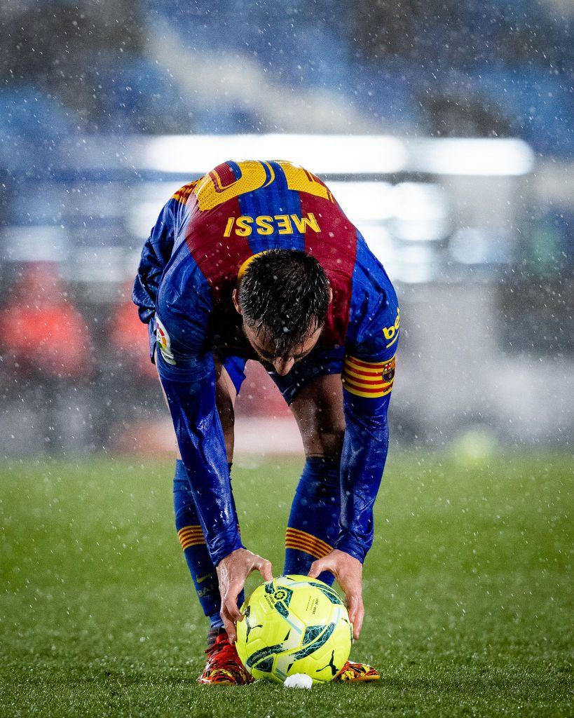 Messi 2008 Wallpapers - Top Free Messi 2008 Backgrounds - WallpaperAccess