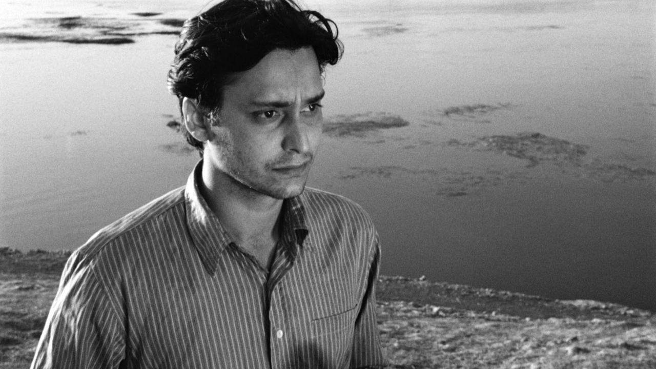 Apur Sansar Wallpapers - Top Free Apur Sansar Backgrounds - WallpaperAccess