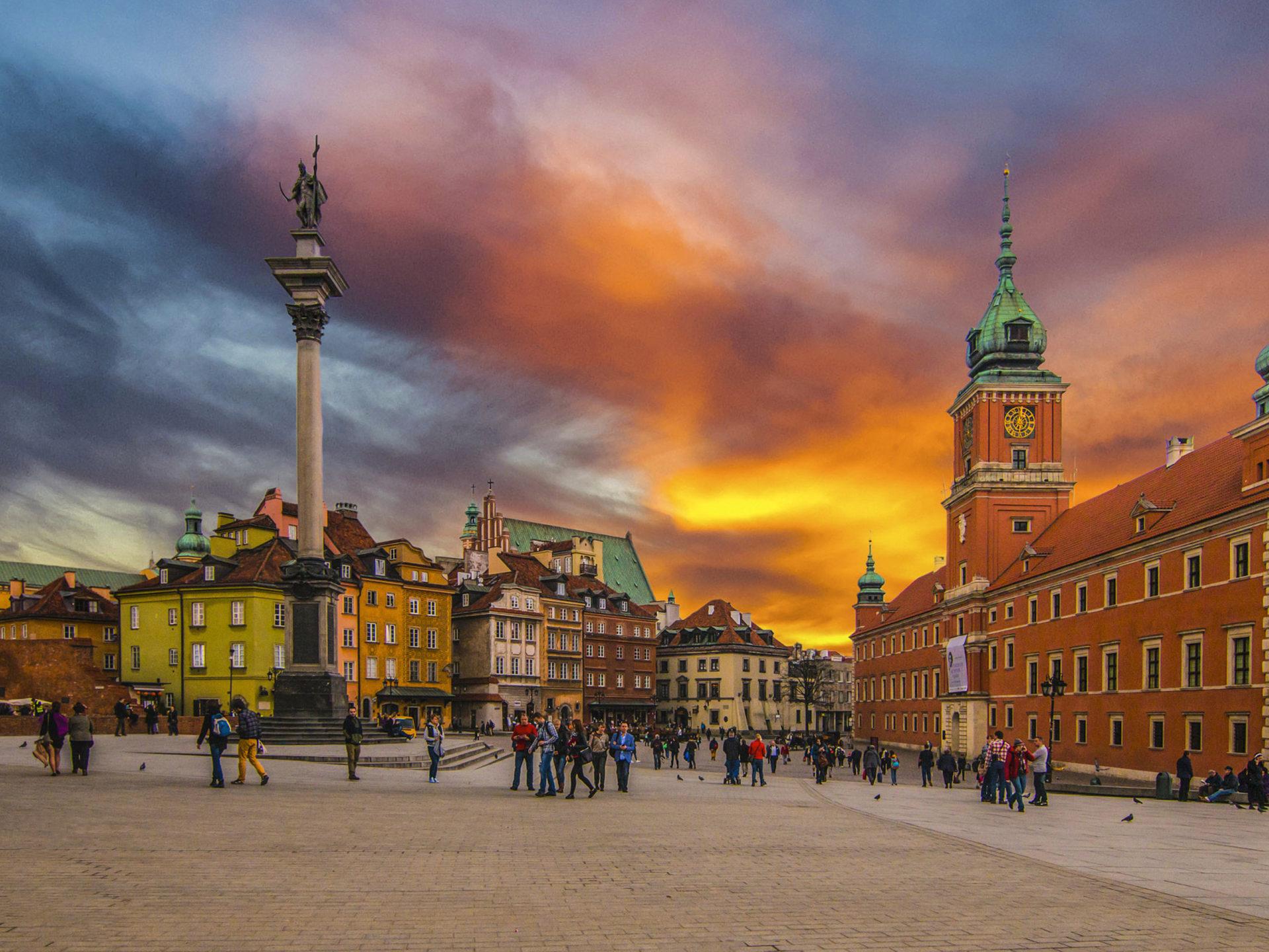 Town Square Wallpapers - Top Free Town Square Backgrounds - WallpaperAccess