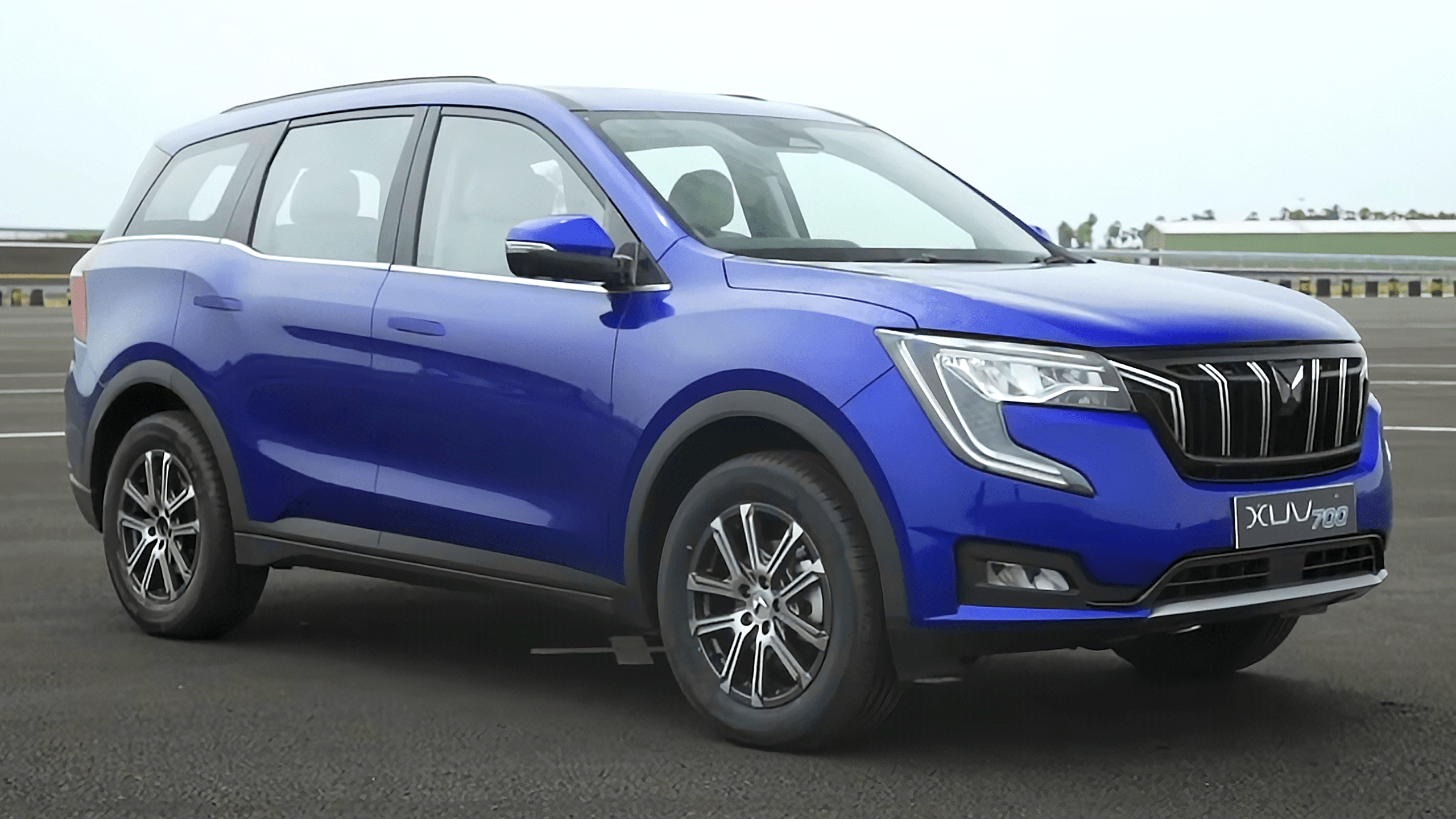 Mahindra XUV700 Wallpapers - Top Free Mahindra XUV700 Backgrounds ...