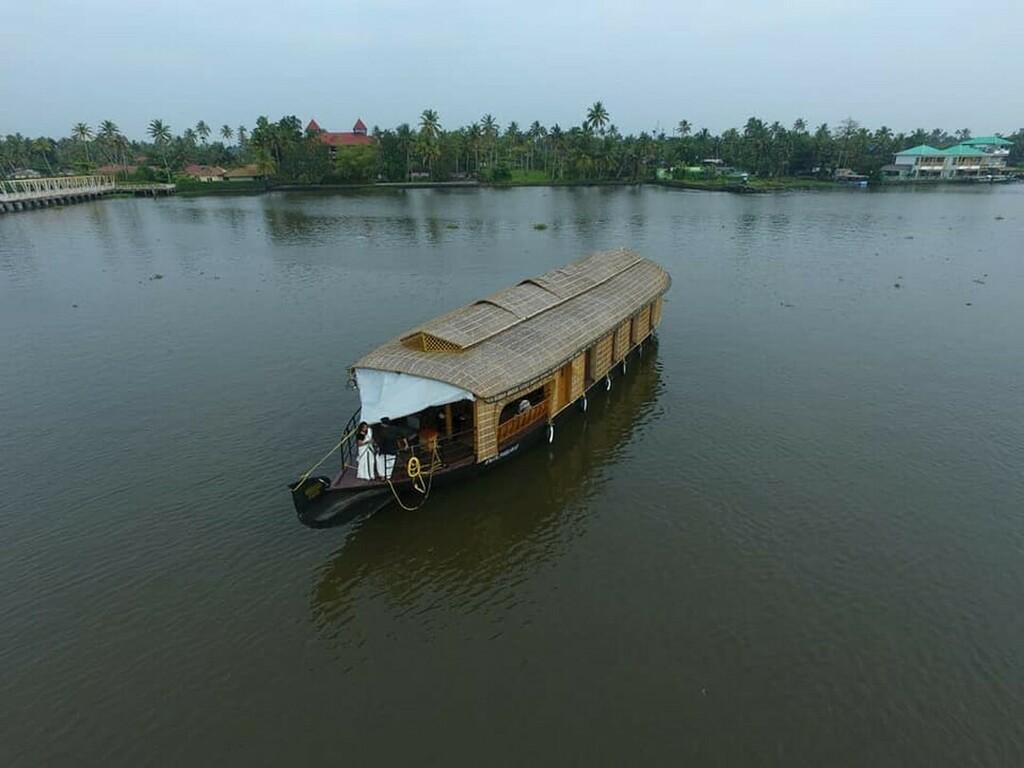 Alappuzha Wallpapers - Top Free Alappuzha Backgrounds - WallpaperAccess