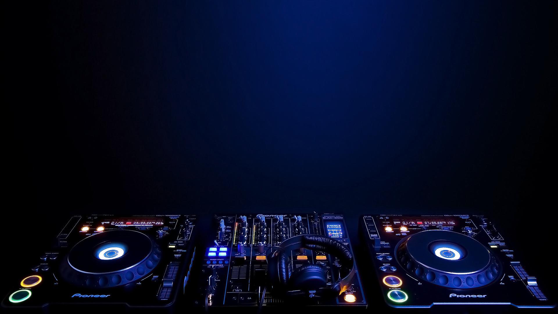 DJ Laptop Wallpapers - Top Free DJ Laptop Backgrounds - WallpaperAccess