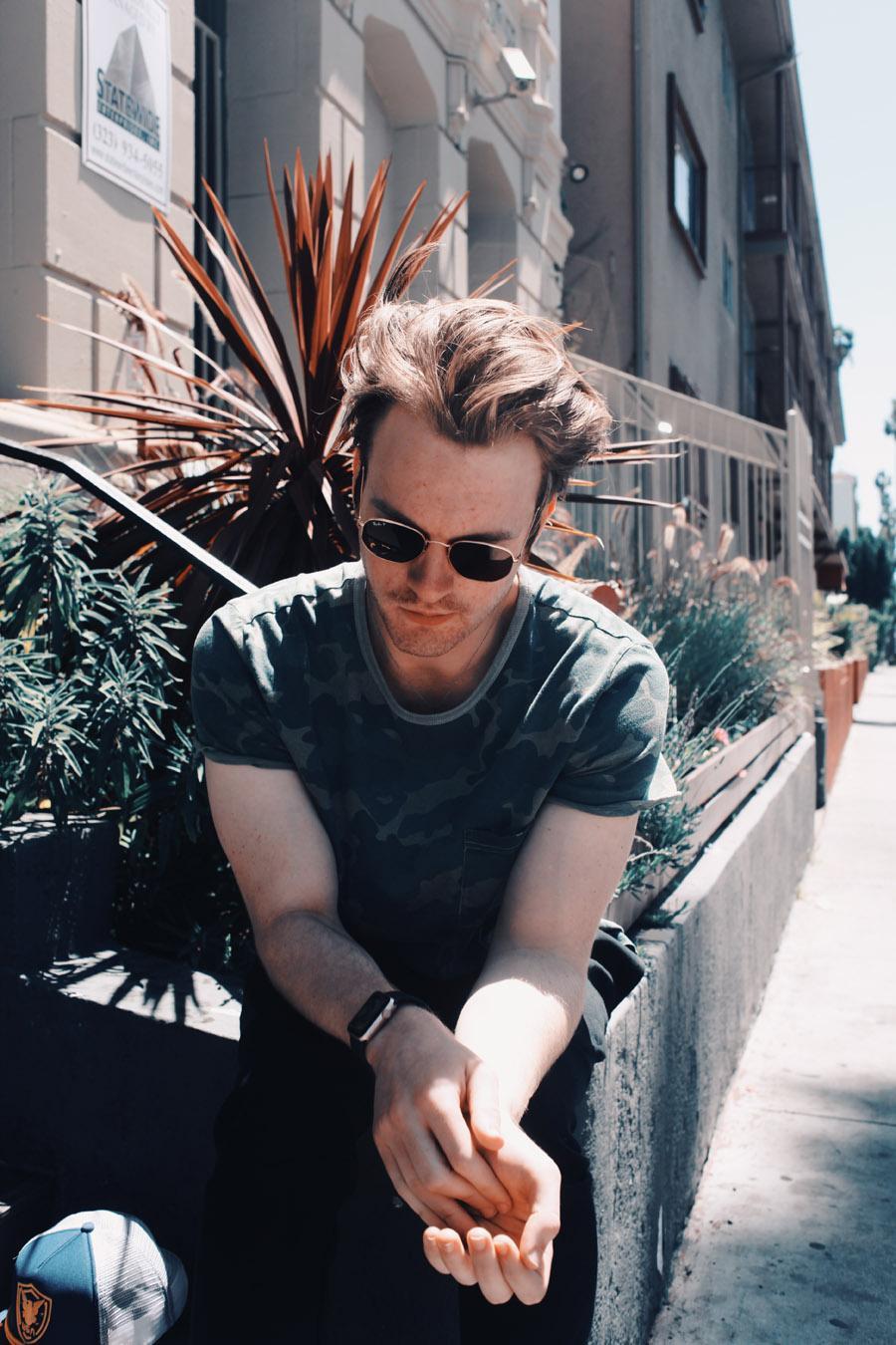 Finneas Wallpapers - Top Free Finneas Backgrounds - WallpaperAccess