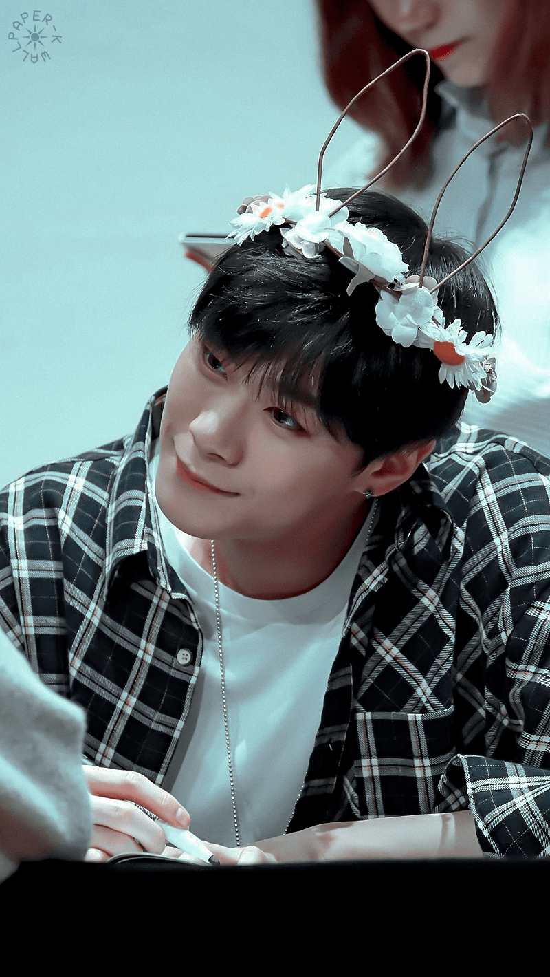 Astro Moonbin Wallpapers - Top Free Astro Moonbin Backgrounds ...