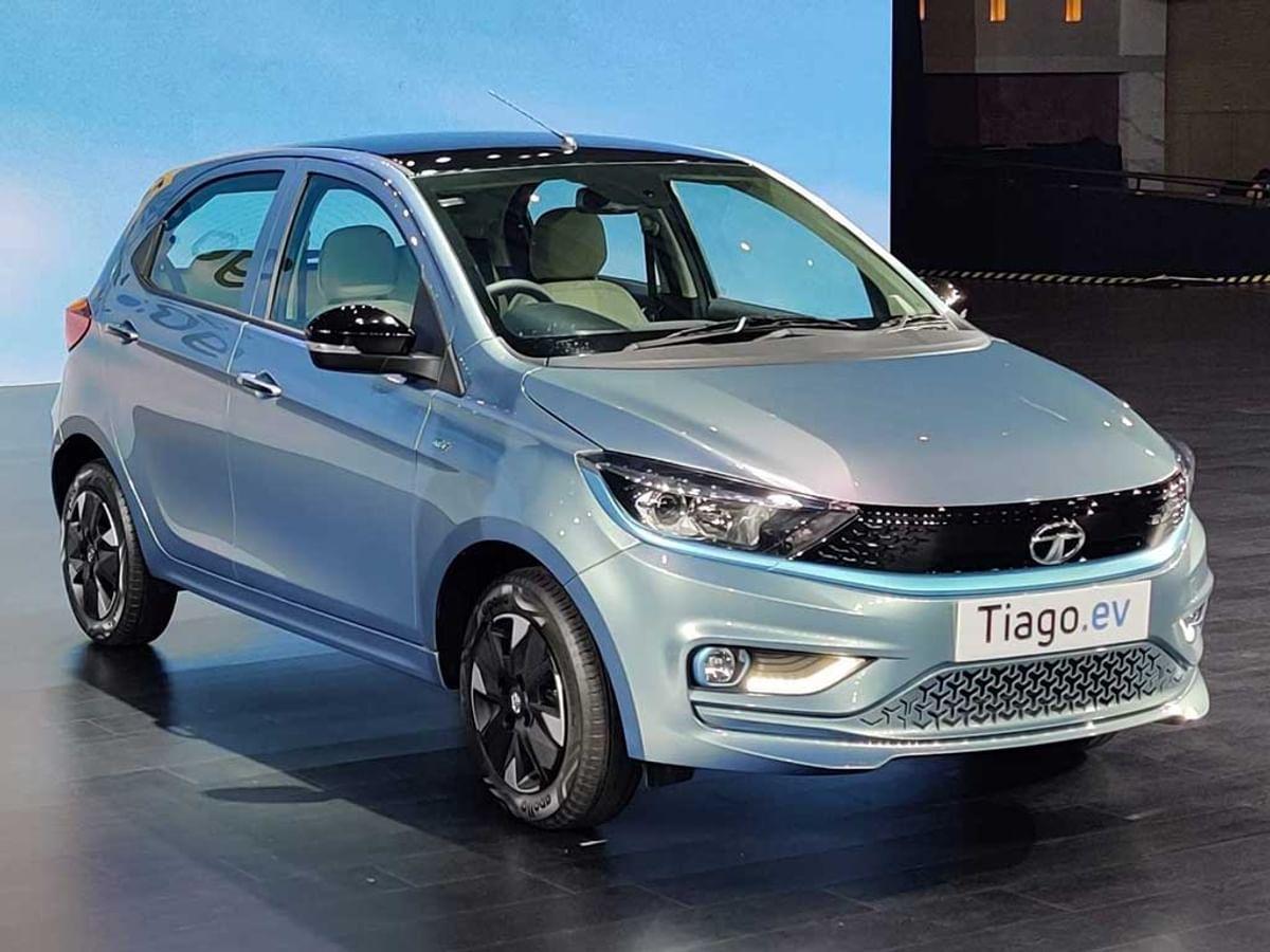 Tata Tiago Wallpapers - Top Free Tata Tiago Backgrounds - WallpaperAccess