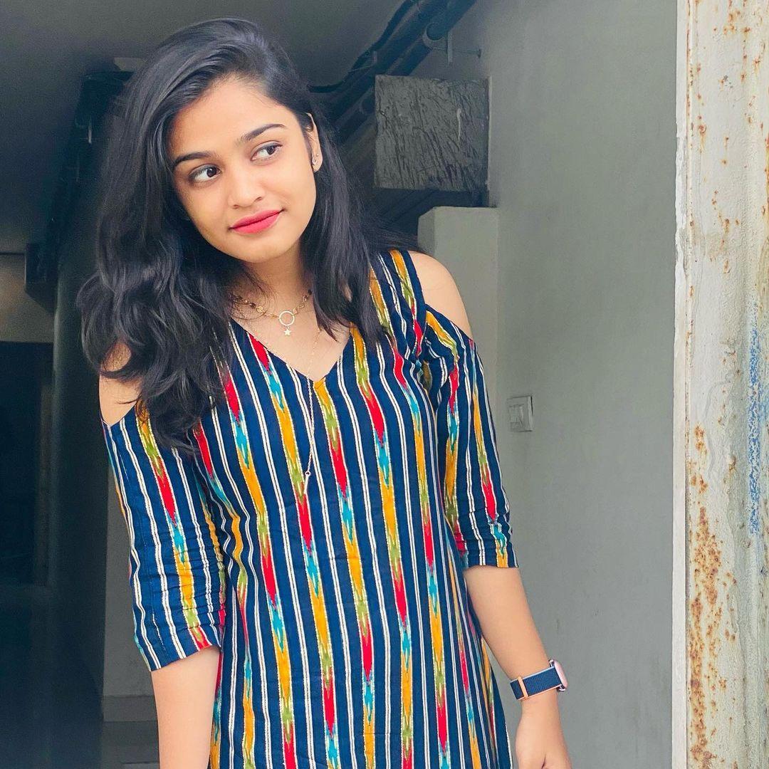 Varsha Dsouza Wallpapers - Top Free Varsha Dsouza Backgrounds ...