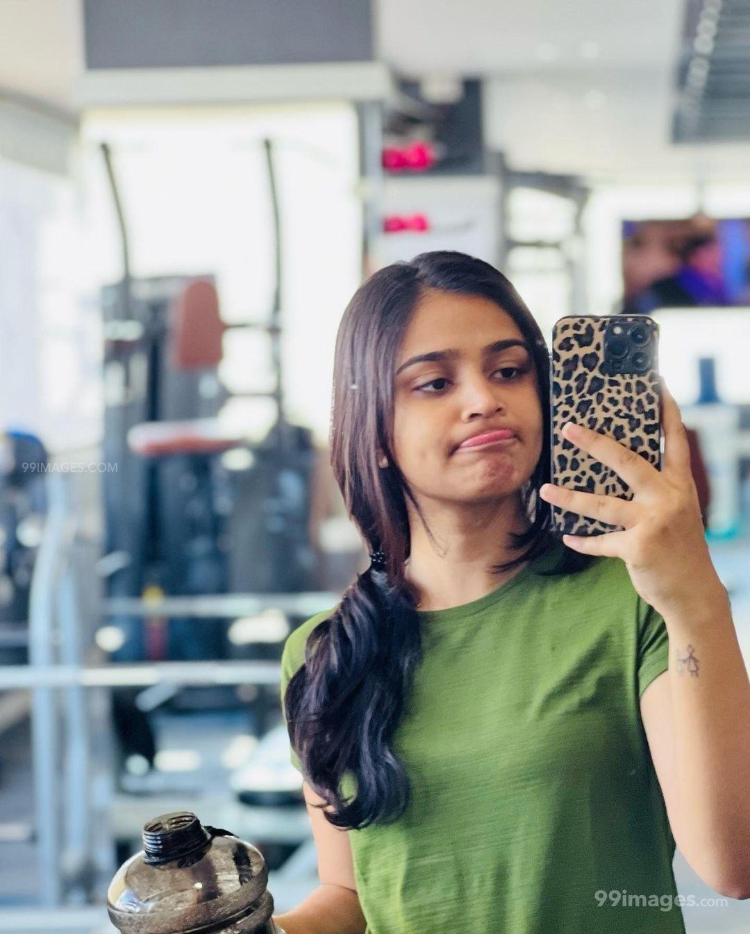 Varsha Dsouza Wallpapers - Top Free Varsha Dsouza Backgrounds ...