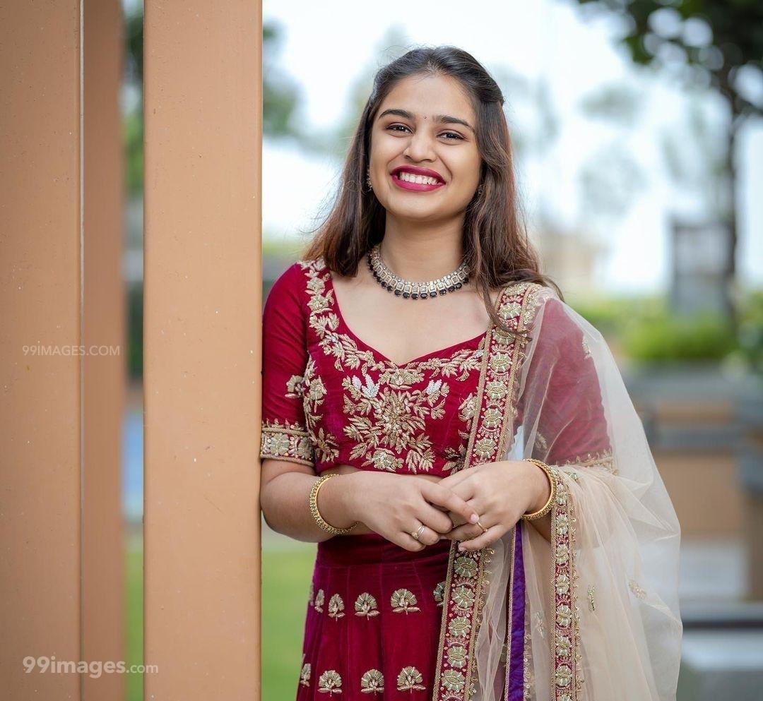 Varsha Dsouza Wallpapers - Top Free Varsha Dsouza Backgrounds ...