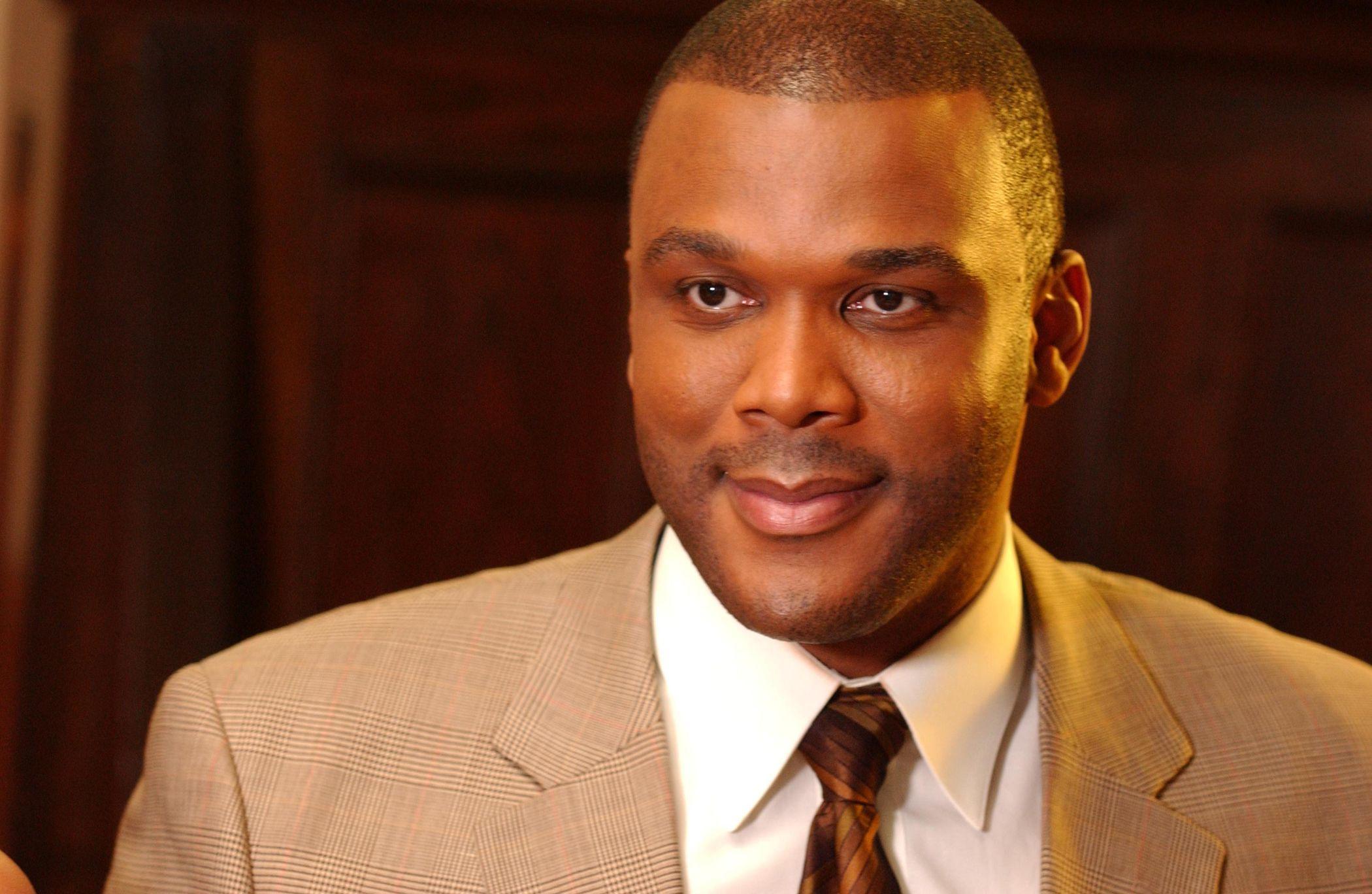Tyler Perry Wallpapers - Top Free Tyler Perry Backgrounds - WallpaperAccess