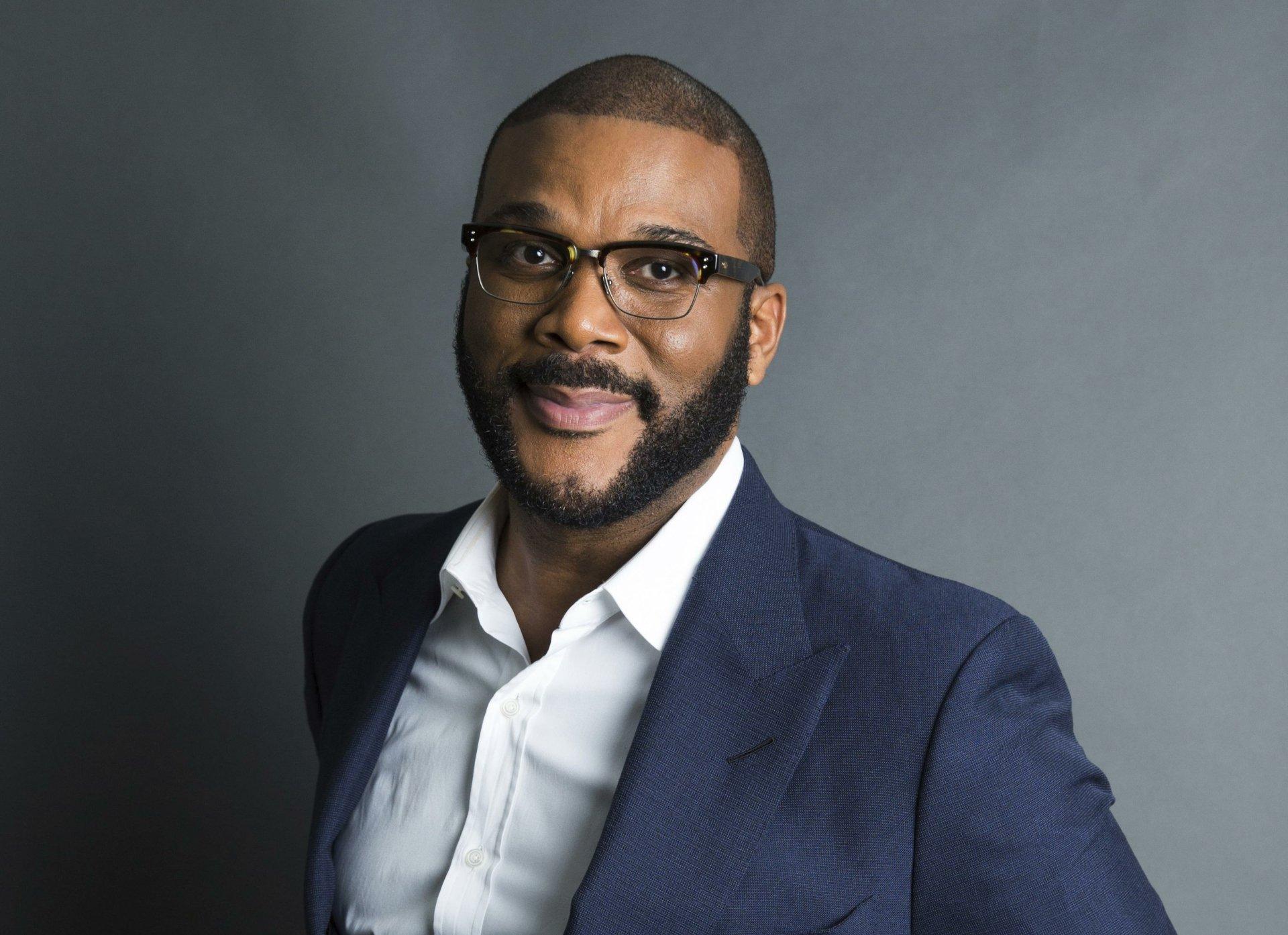 Tyler Perry Wallpapers - Top Free Tyler Perry Backgrounds - WallpaperAccess