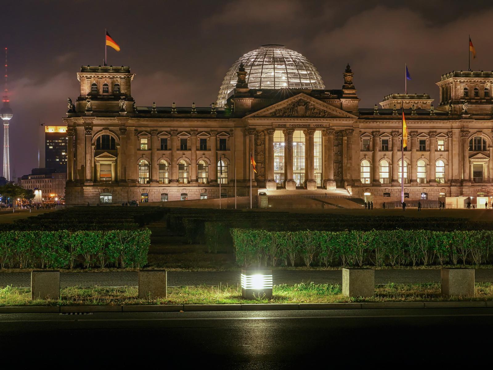 Reichstag Wallpapers - Top Free Reichstag Backgrounds - WallpaperAccess