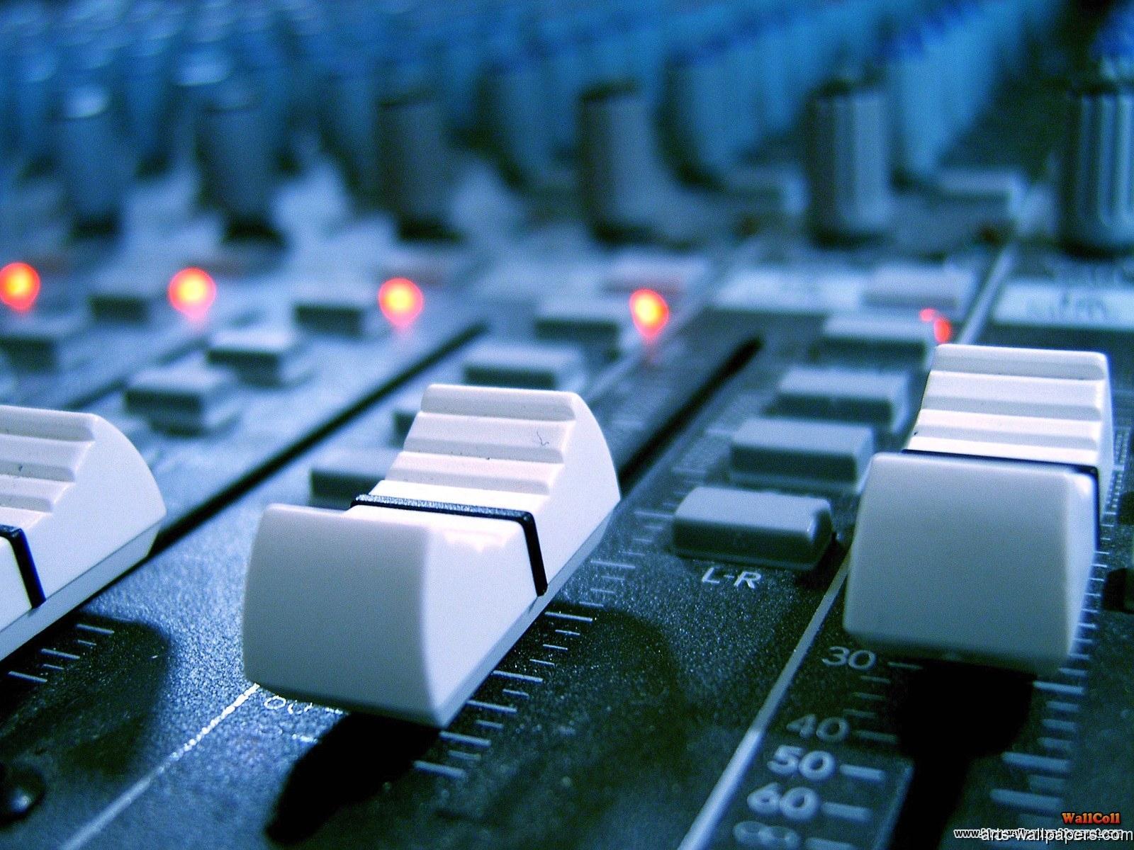 DJ Laptop Wallpapers - Top Free DJ Laptop Backgrounds - WallpaperAccess