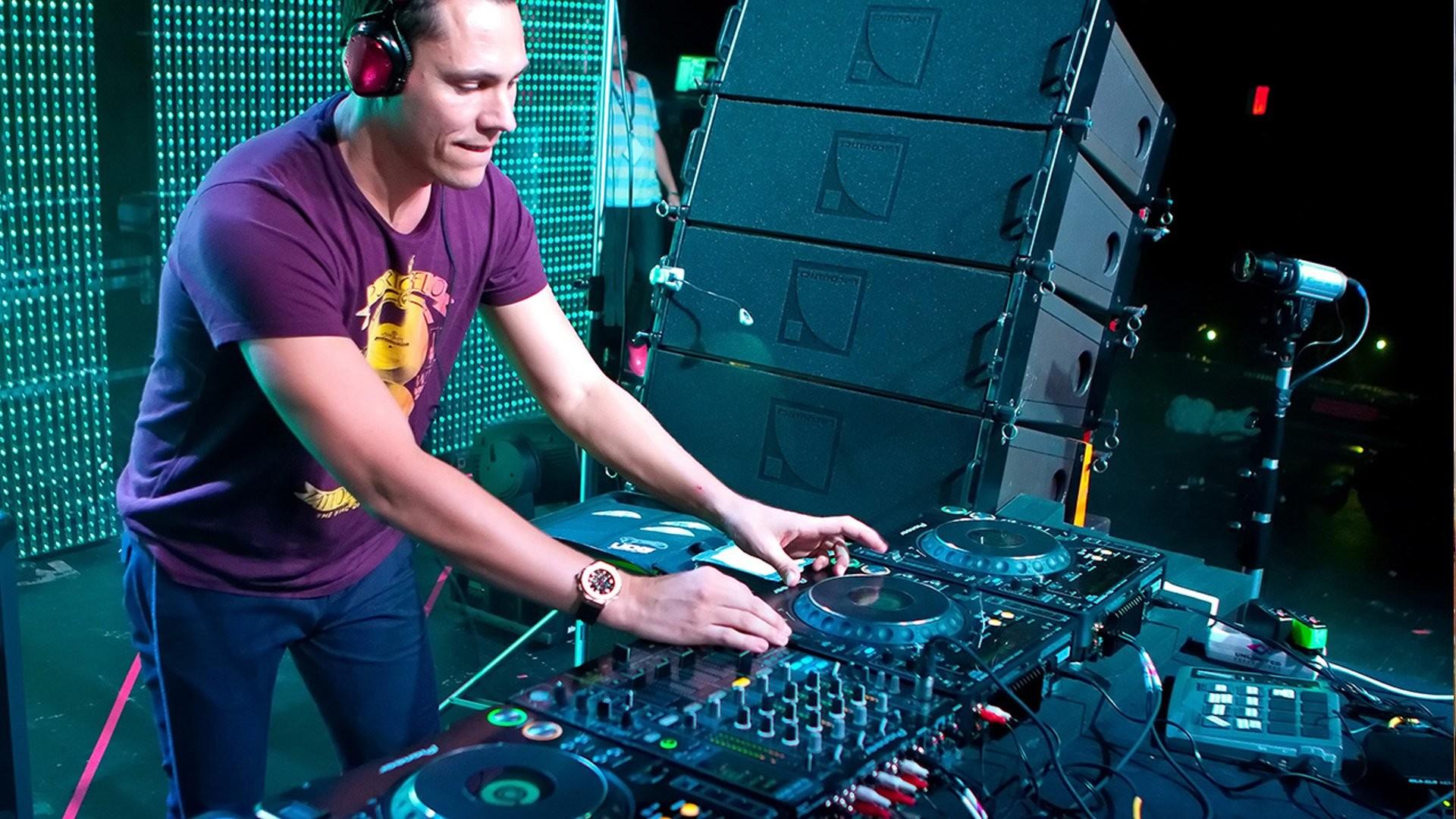 DJ Laptop Wallpapers - Top Free DJ Laptop Backgrounds - WallpaperAccess