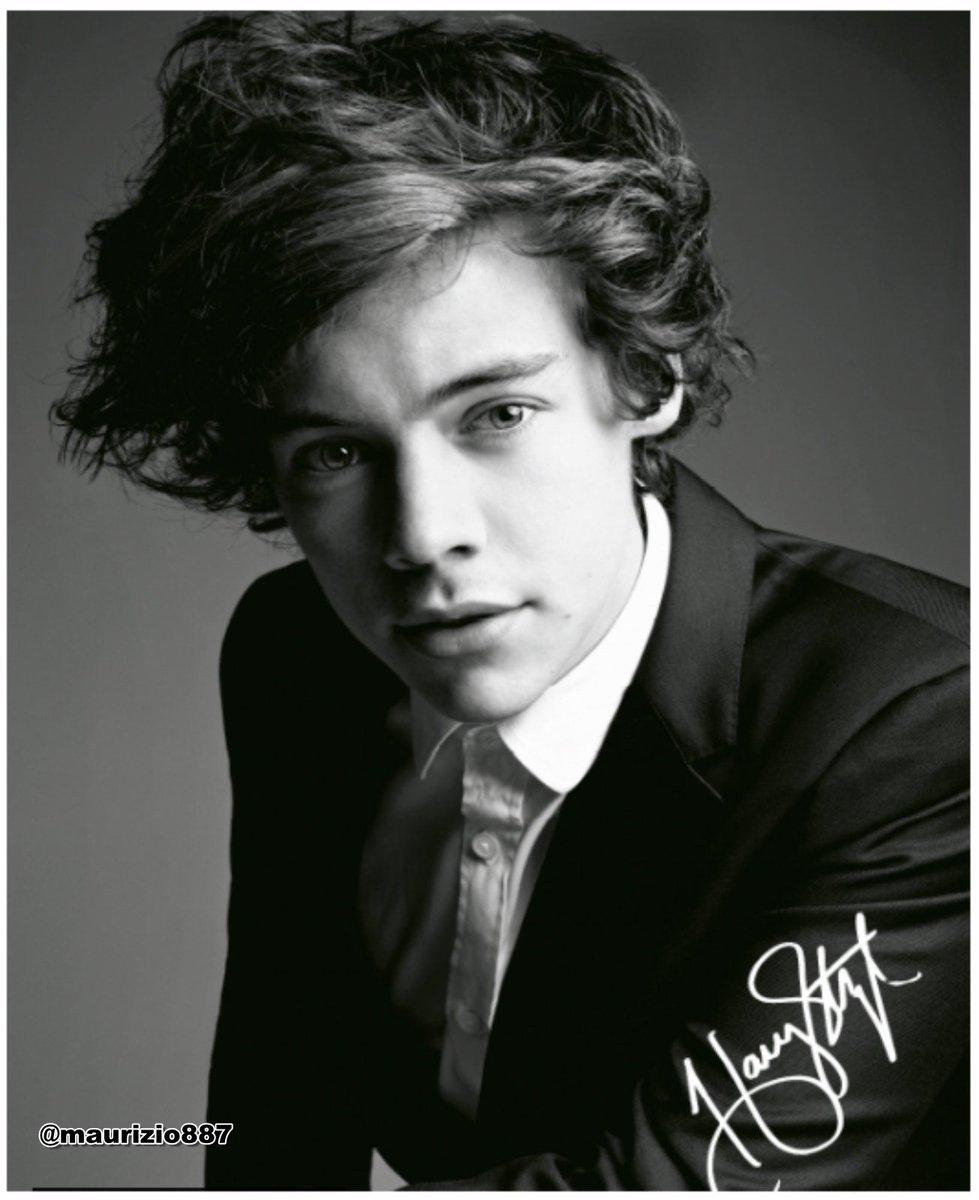 Harry Styles Vogue Wallpapers - Top Free Harry Styles Vogue Backgrounds ...