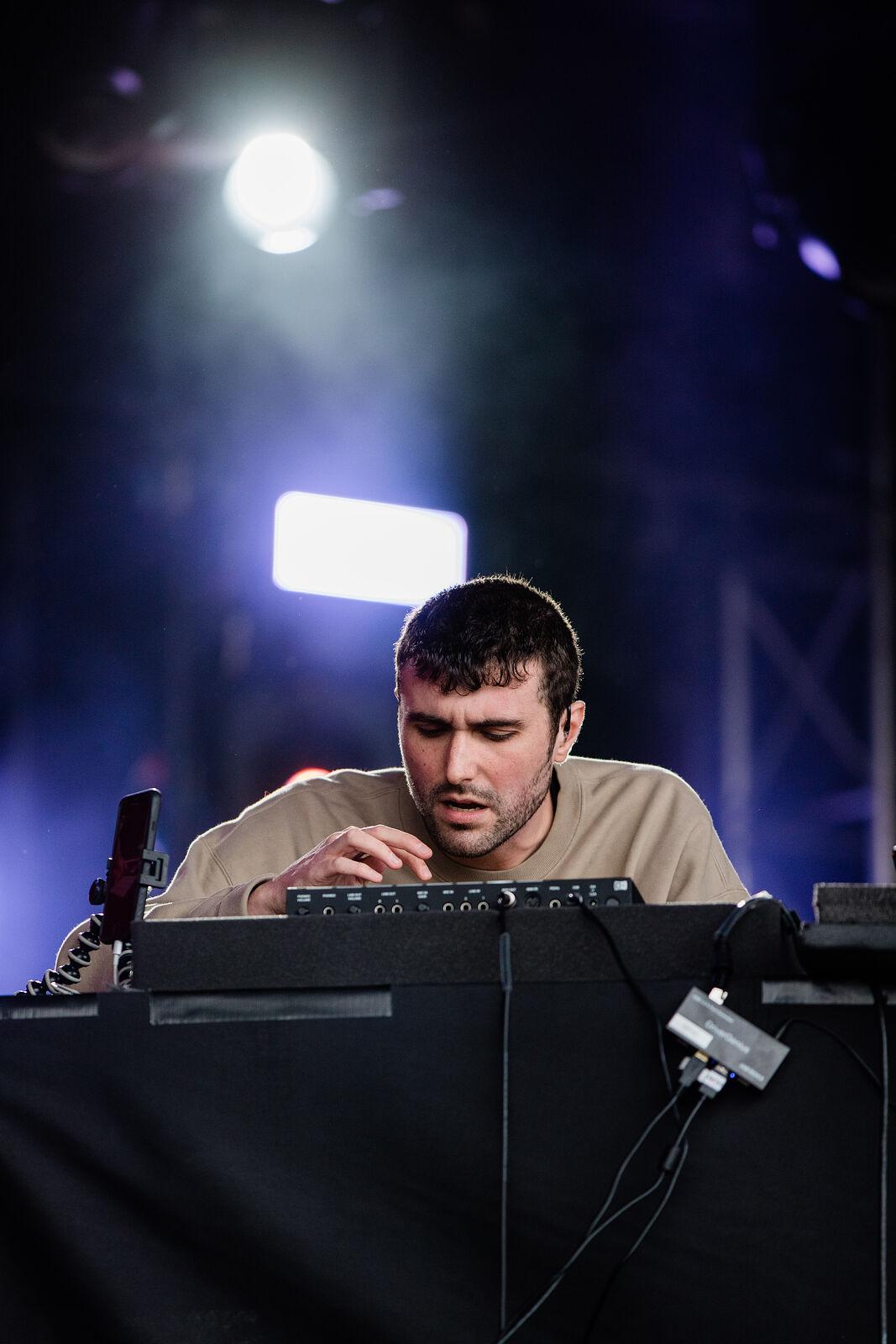 Fred Again Wallpapers - Top Free Fred Again Backgrounds - WallpaperAccess