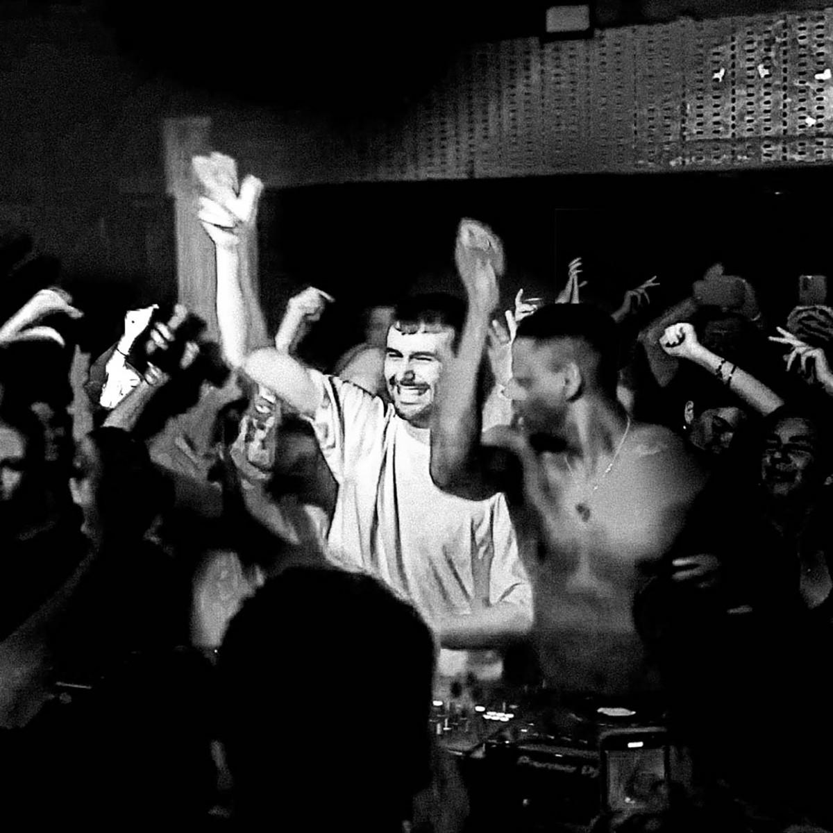 Fred Again Wallpapers - Top Free Fred Again Backgrounds - WallpaperAccess