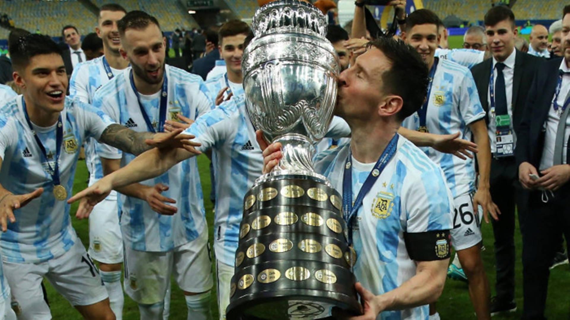 Messi Trophy Wallpapers - Top Free Messi Trophy Backgrounds ...