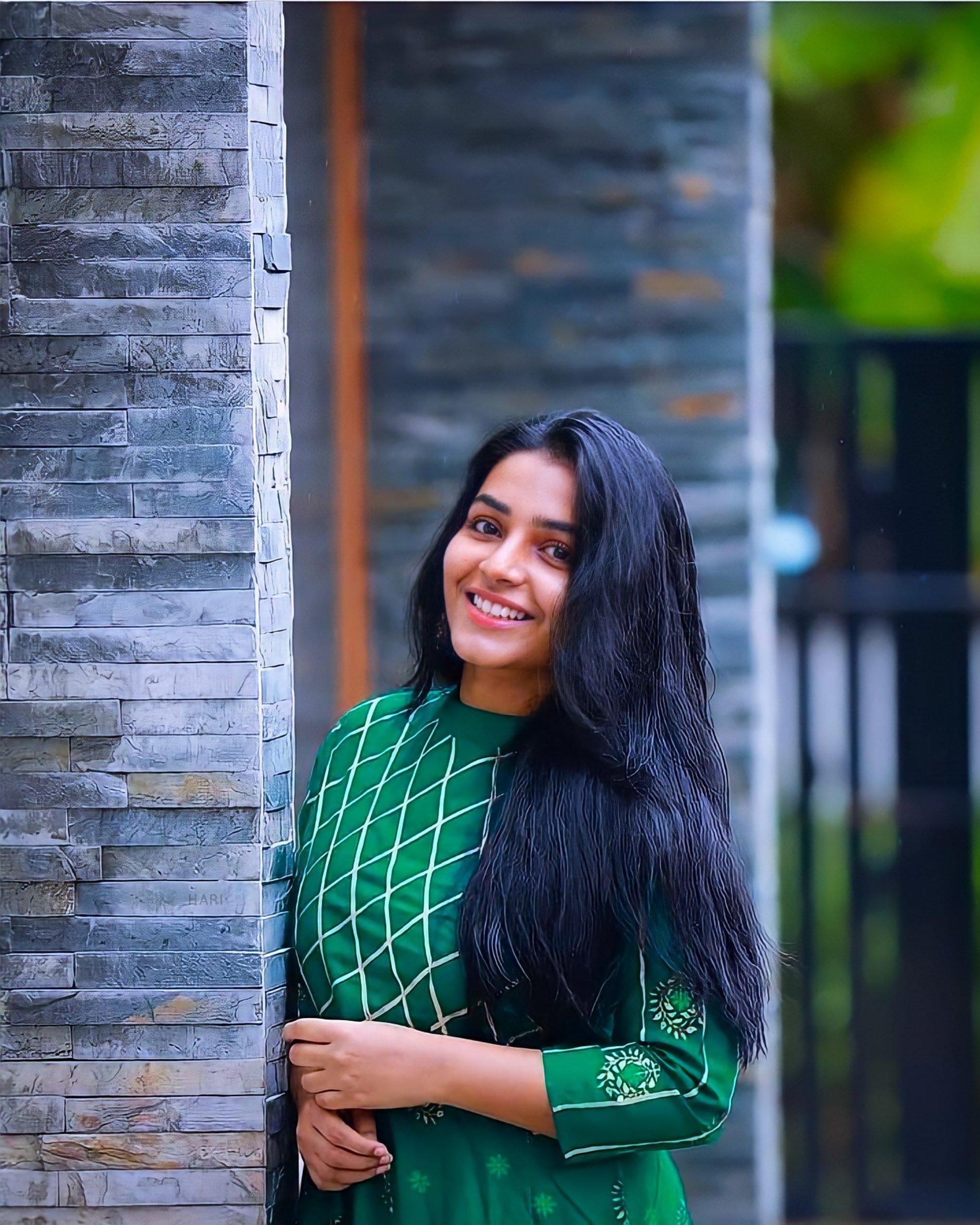 Rajisha Vijayan Wallpapers - Top Free Rajisha Vijayan Backgrounds - WallpaperAccess