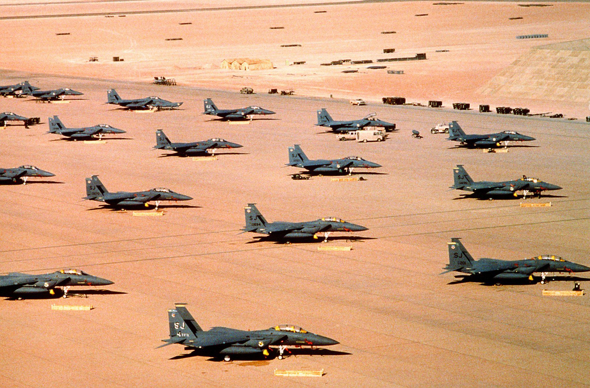 Gulf War Wallpapers - Top Free Gulf War Backgrounds - WallpaperAccess