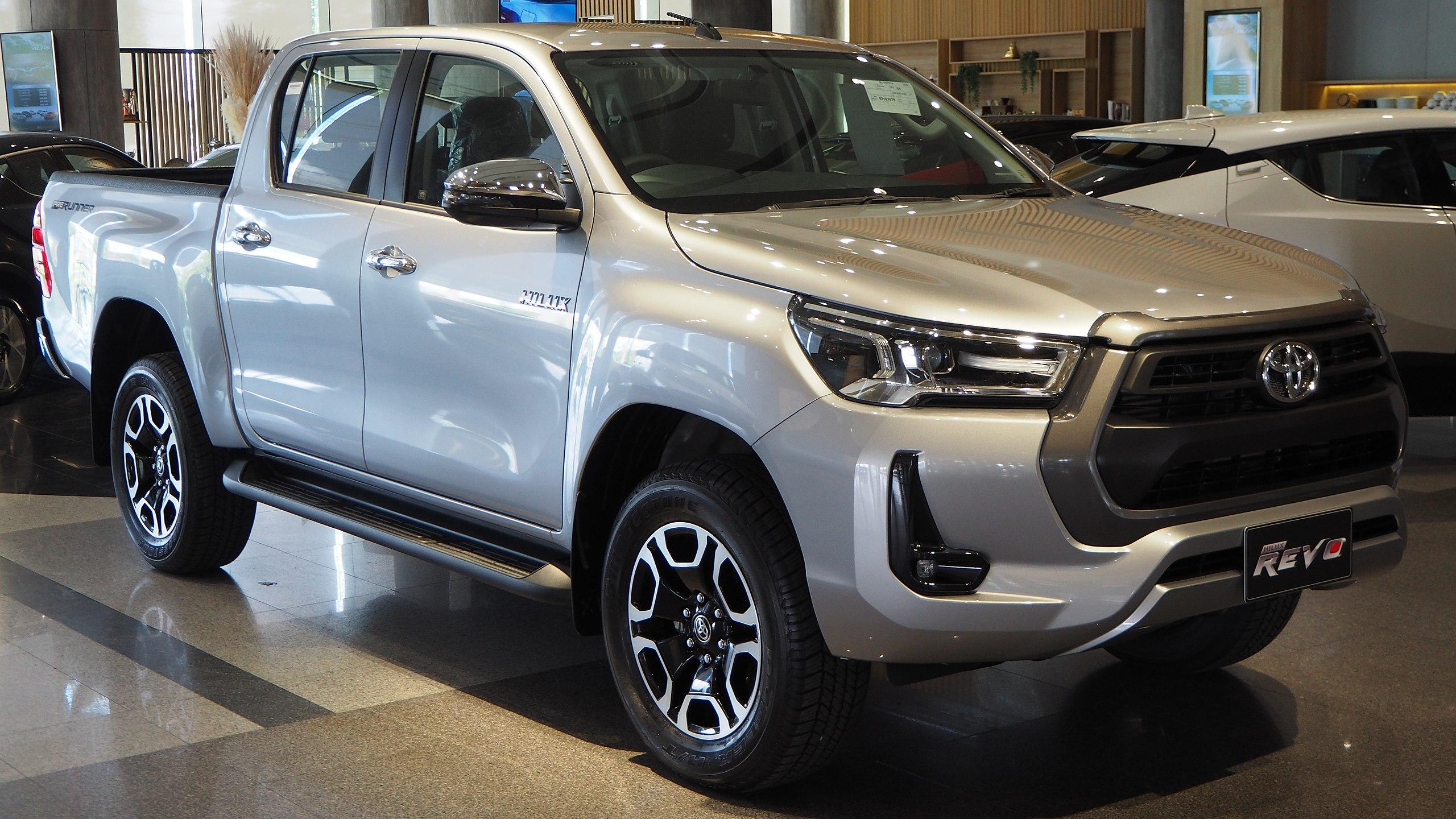 Toyota Revo Wallpapers - Top Free Toyota Revo Backgrounds - WallpaperAccess