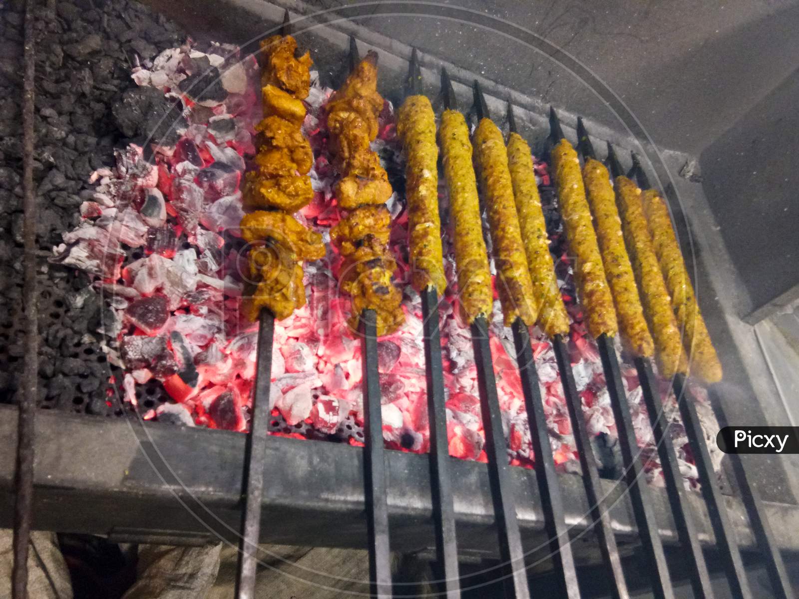 Seekh Kebab Wallpapers - Top Free Seekh Kebab Backgrounds - WallpaperAccess