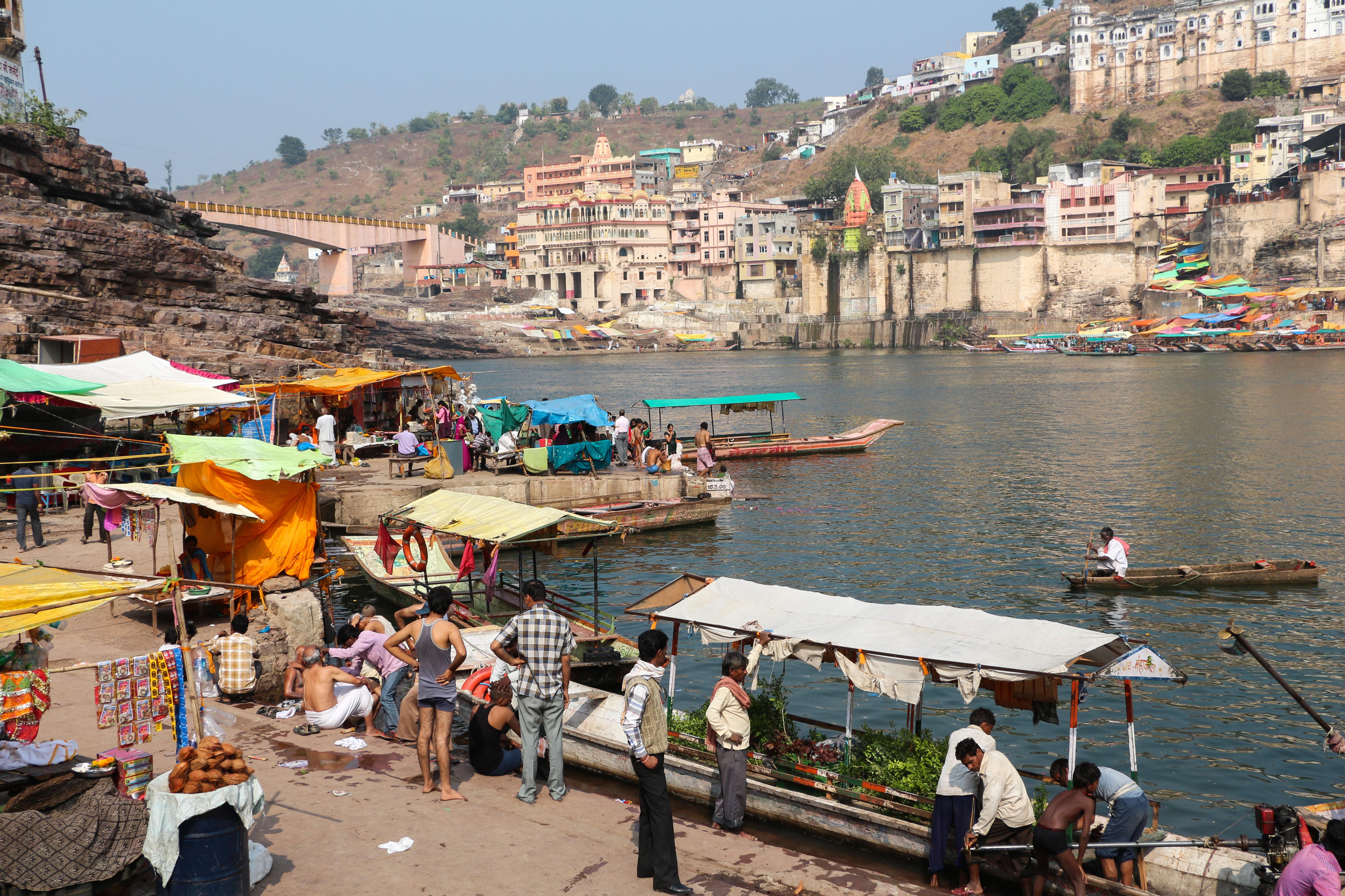 Omkareshwar Wallpapers - Top Free Omkareshwar Backgrounds - WallpaperAccess