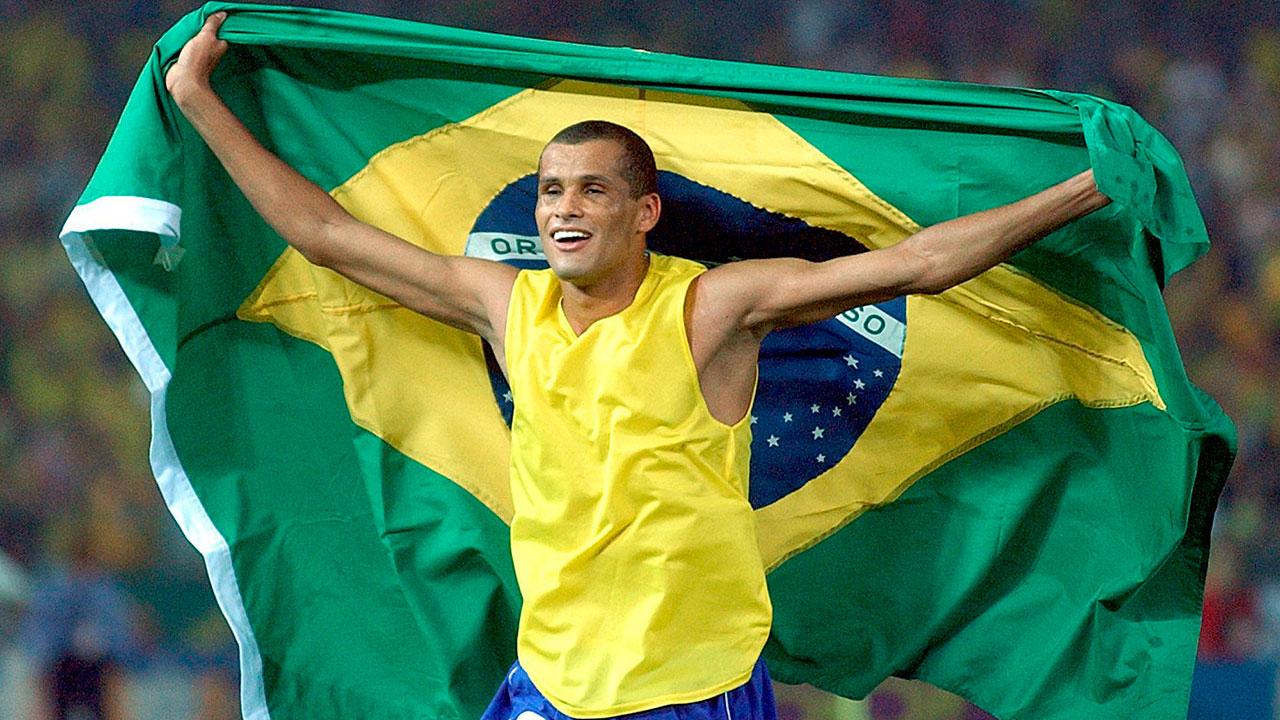 Rivaldo Wallpapers - Top Free Rivaldo Backgrounds - WallpaperAccess