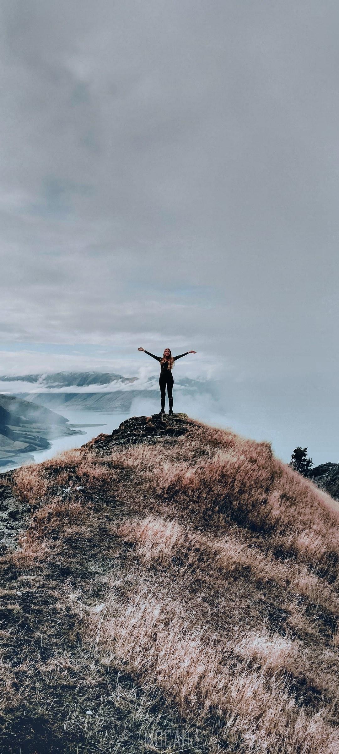 Girl Standing Wallpapers - Top Free Girl Standing Backgrounds ...