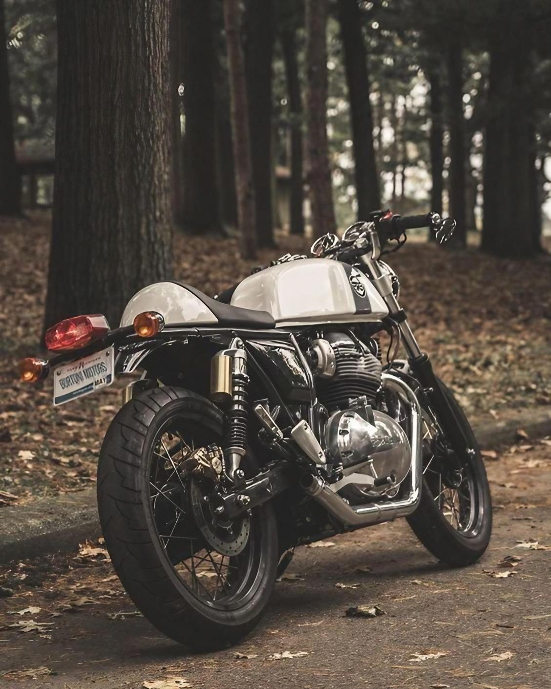 Red Gt 650 Wallpapers - Top Free Red Gt 650 Backgrounds - WallpaperAccess