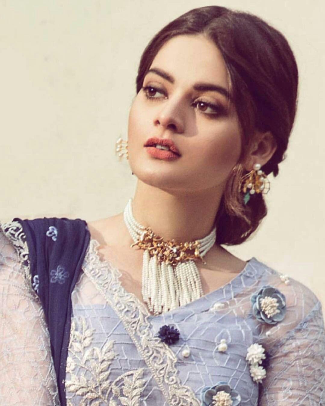 Minal Khan Wallpapers - Top Free Minal Khan Backgrounds - WallpaperAccess