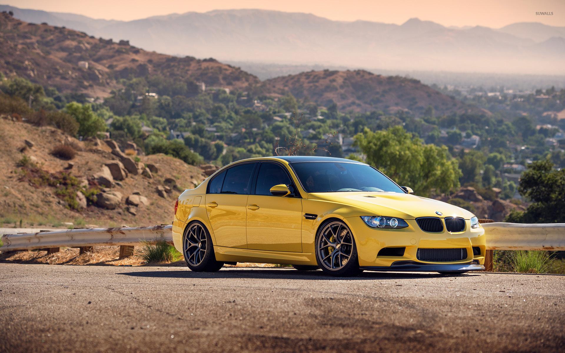 Yellow BMW Wallpapers - Top Free Yellow BMW Backgrounds - WallpaperAccess