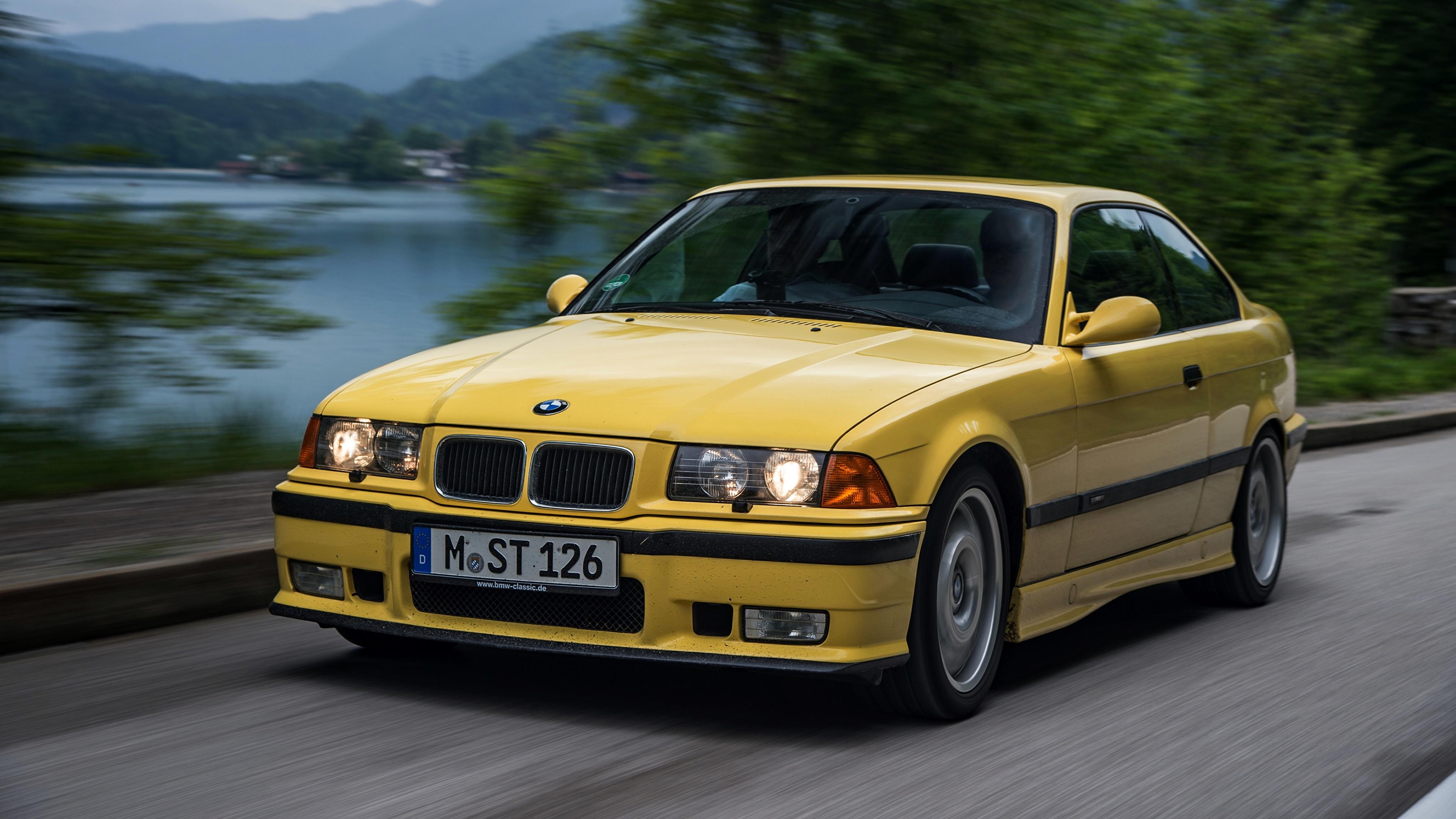 Yellow Bmw Wallpapers Top Free Yellow Bmw Backgrounds Wallpaperaccess