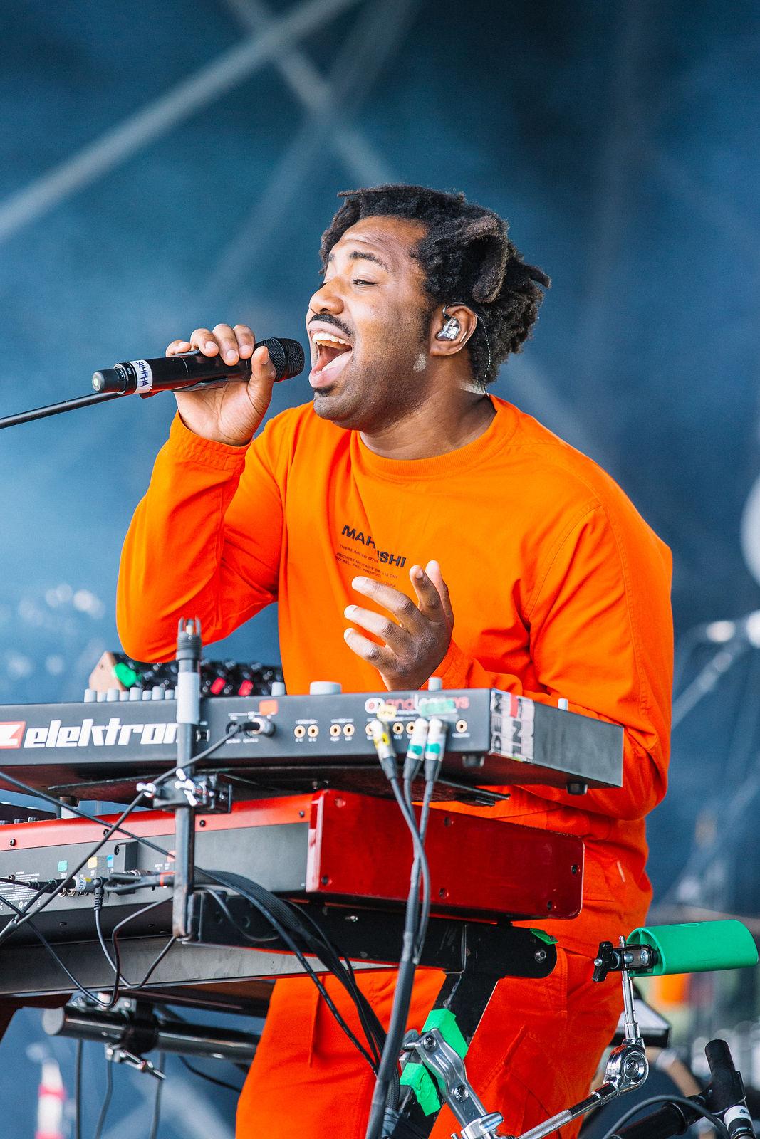 Sampha Wallpapers - Top Free Sampha Backgrounds - WallpaperAccess
