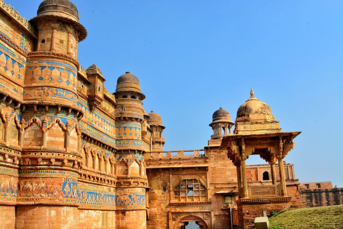 Gwalior Wallpapers - Top Free Gwalior Backgrounds - WallpaperAccess