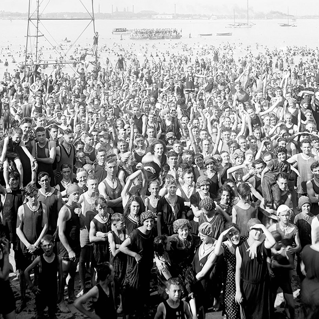 Mosh Pit Wallpapers - Top Free Mosh Pit Backgrounds - WallpaperAccess